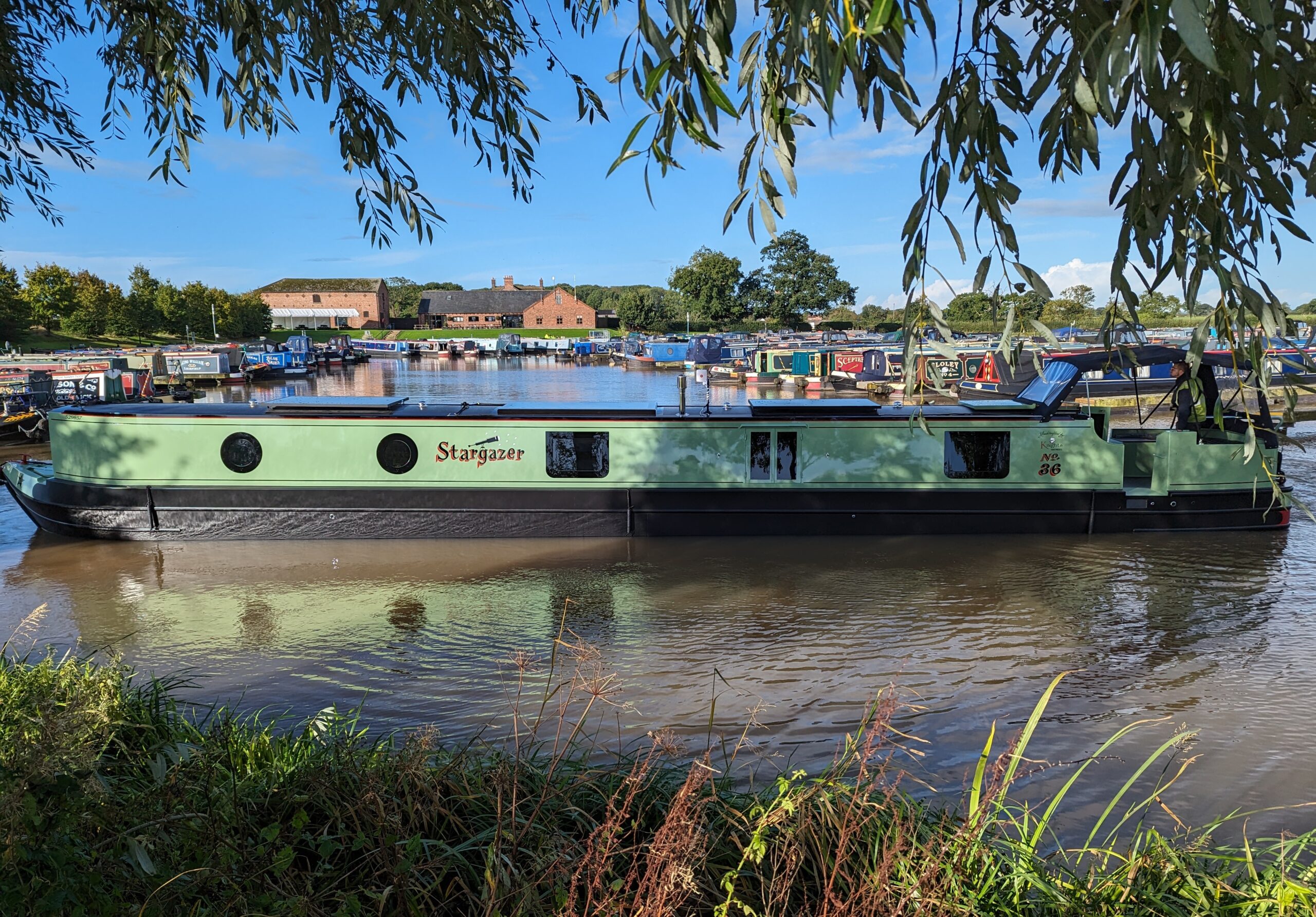 Knights Narrowboats | New Build Narrowboats | Aqueduct Marina